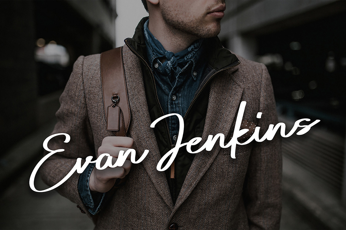 Karelly - Modern Script Typeface | Nulivo Market